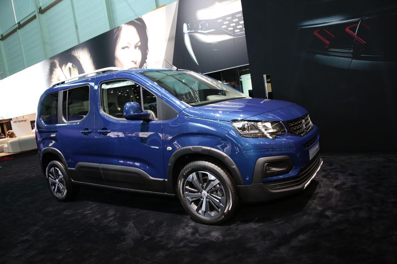 Photo 66 - Peugeot Rifter 2018 bleu vue avant - Toutes les nouveautés ...