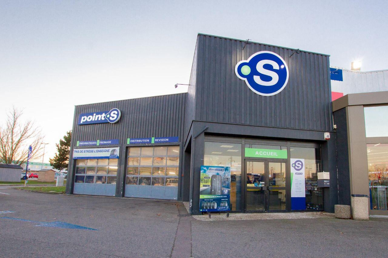 Centre-auto : panorama des réseaux de la réparation rapide en France