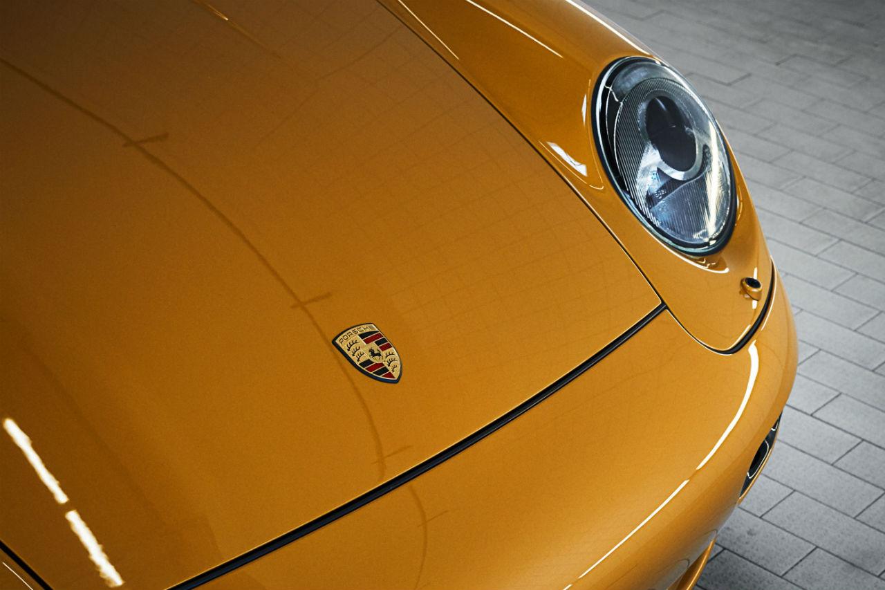 Diaporama et photos - Porsche 911 Project Gold : une 993 Turbo S neuve ...