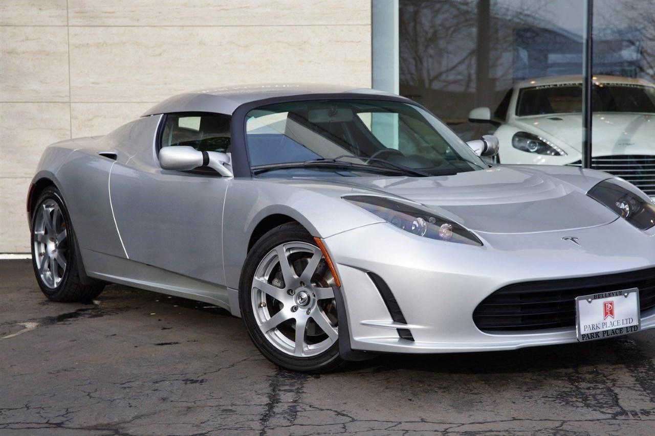 Un prototype de Tesla Roadster aux enchères sur eBay