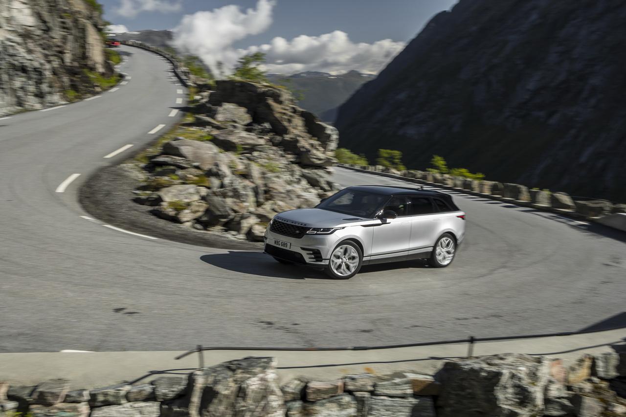 Photo 3 - photo du range rover velar en montagne - Essai Range Rover ...