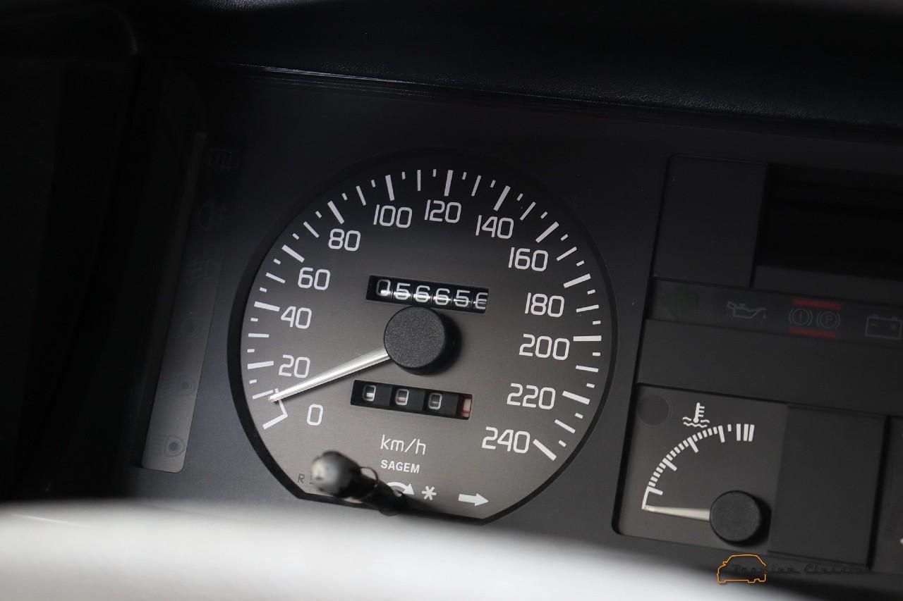 Photo 4 - R19 16S youngtimers à vendre - Renault 19 16S à vendre : les prix revus à la baisse de ...