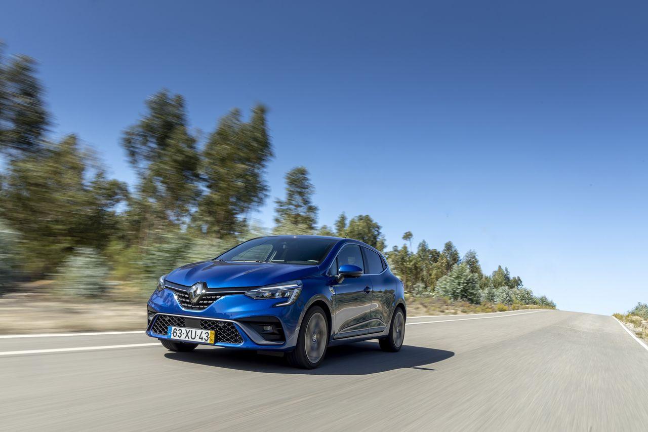 Photo 72 - Renault Clio RS Line bleu travelling avant gauche - Essai ...