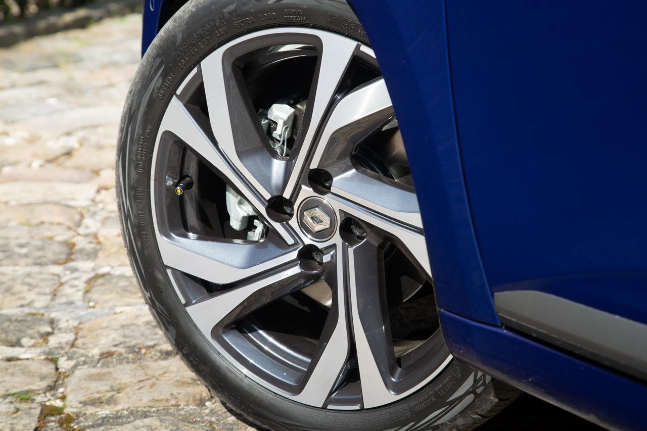 Photo 9 - Renault Clio 5 RS Line Bleu jantes alliage 17 - Renault Clio ...