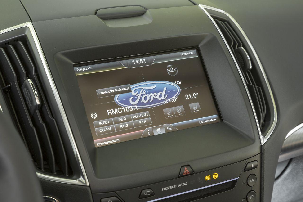 Photo 38 - écran multimédia ford s-max 2015 - Essai comparatif : le ...