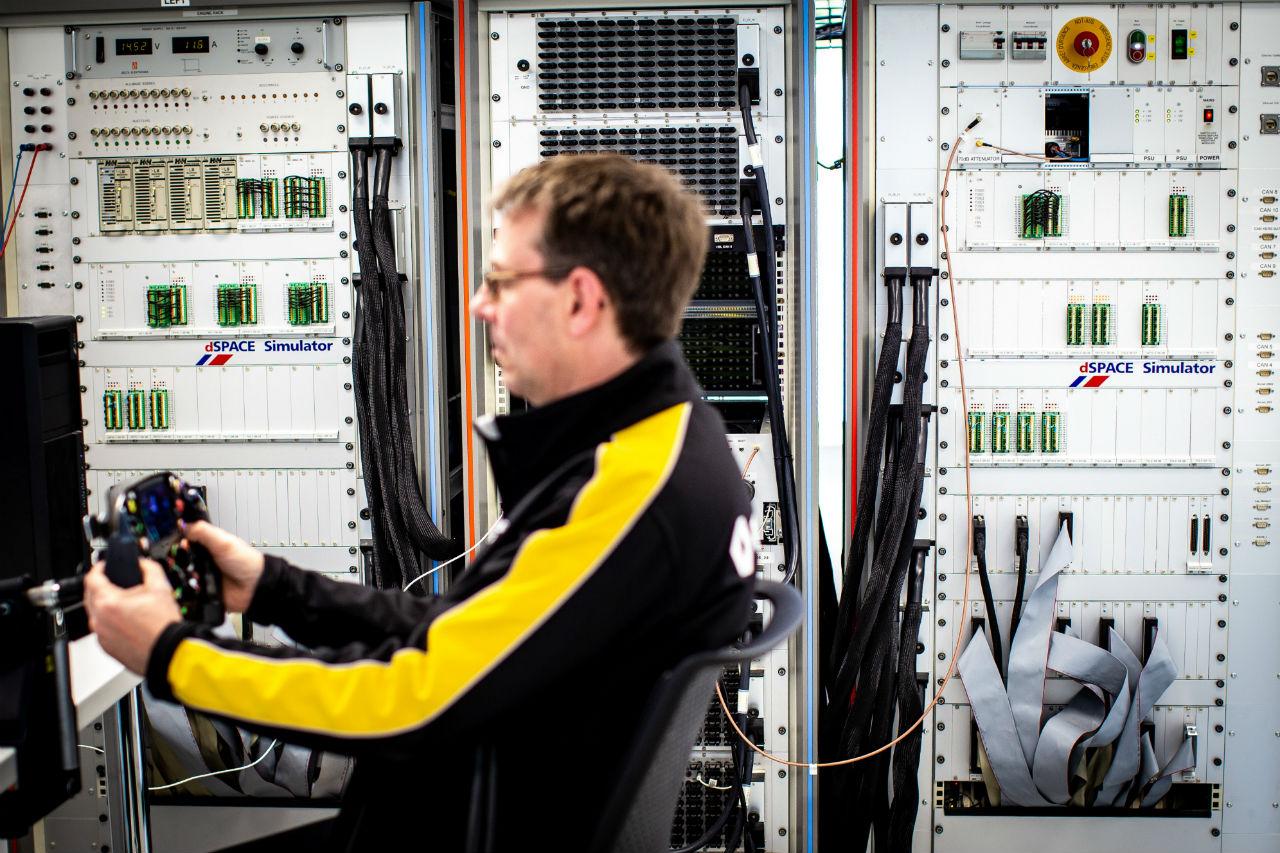 Photo 21 - Enstone Renault F1 - Usine Renault d'Enstone : au cœur de la ...