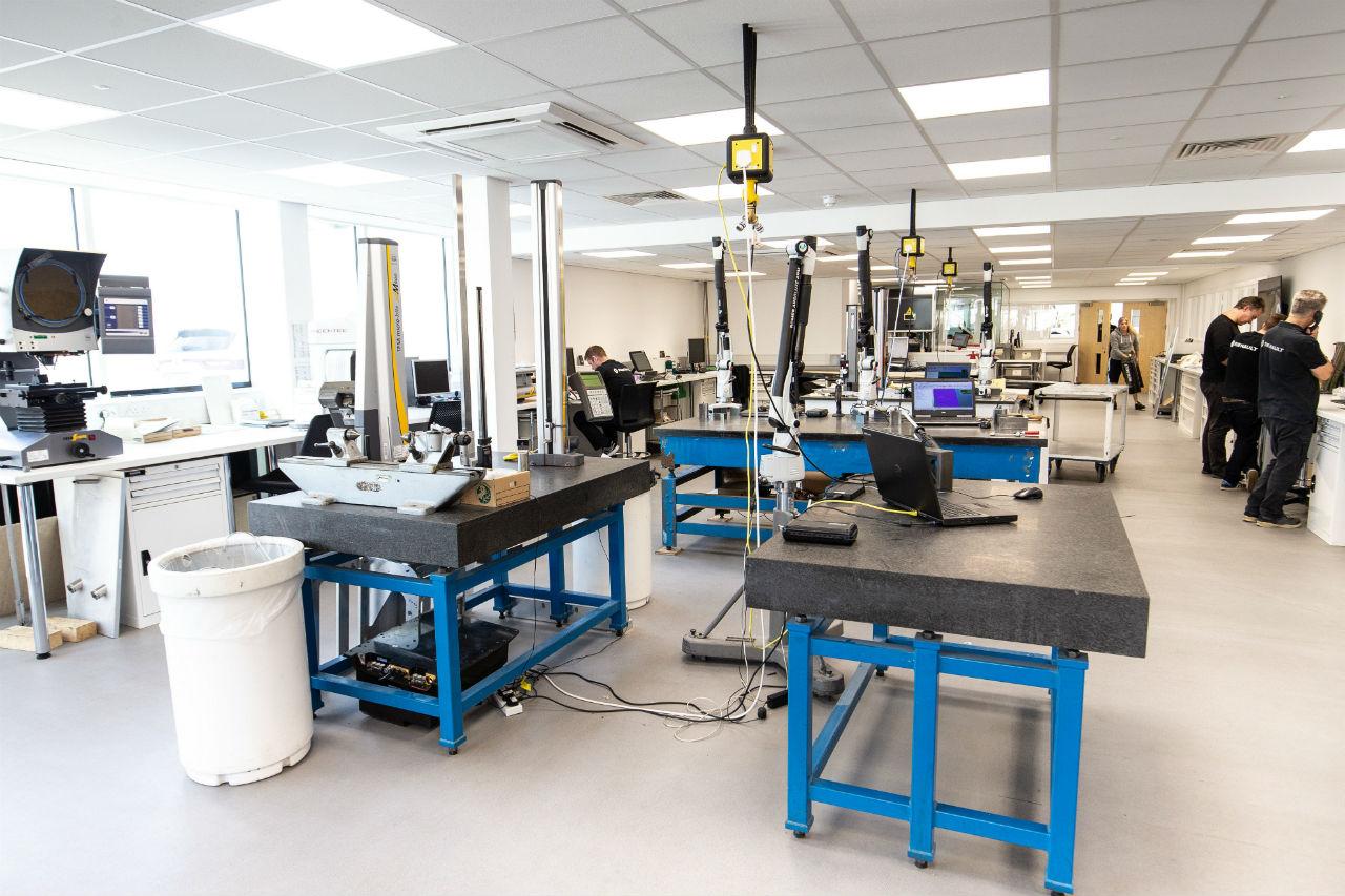 Diaporama et photos - Usine Renault d'Enstone : au cœur de la fabrique ...