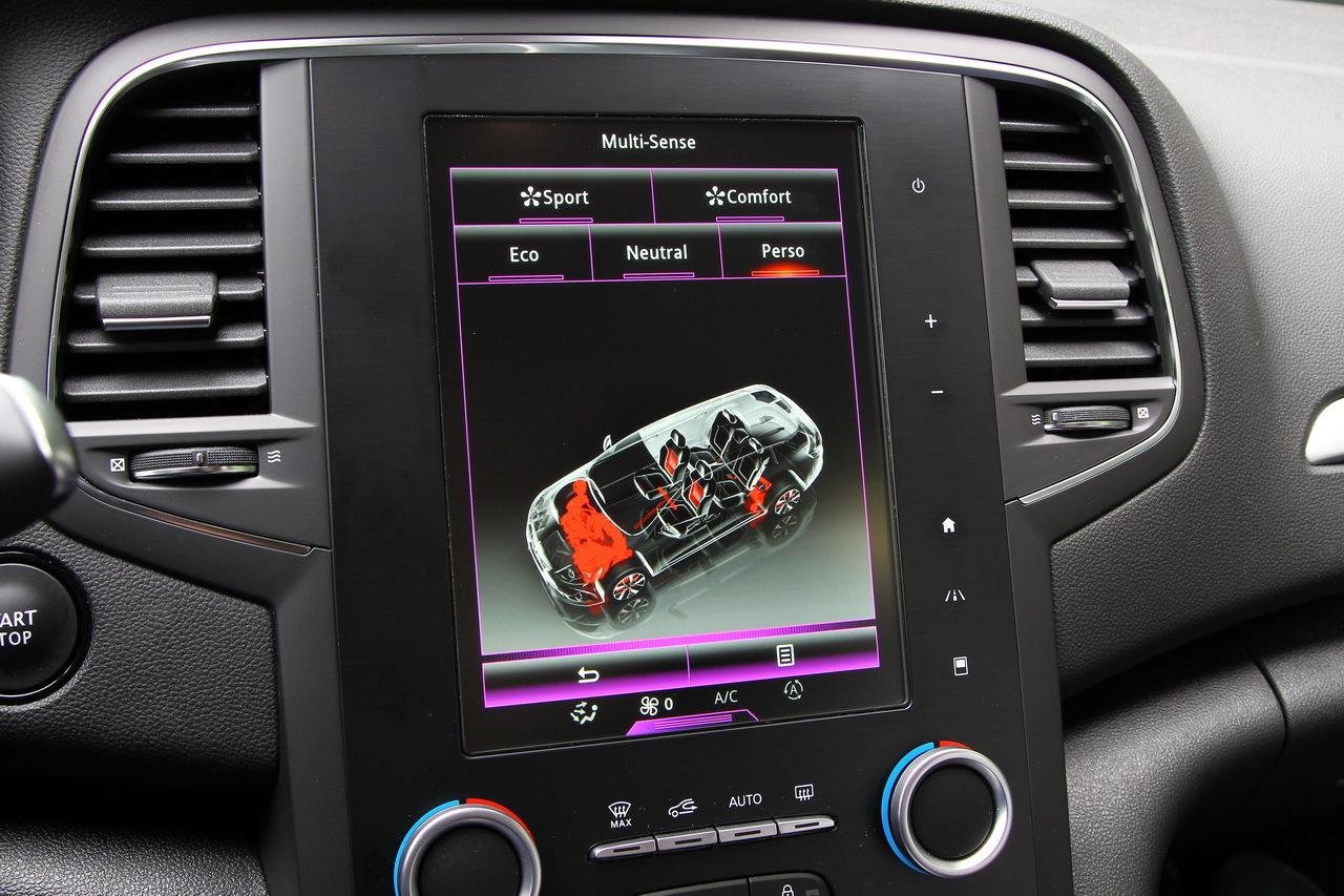 Photo 39 - Essai Renault Mégane Estate (2016) : notre avis sur la Mégane break