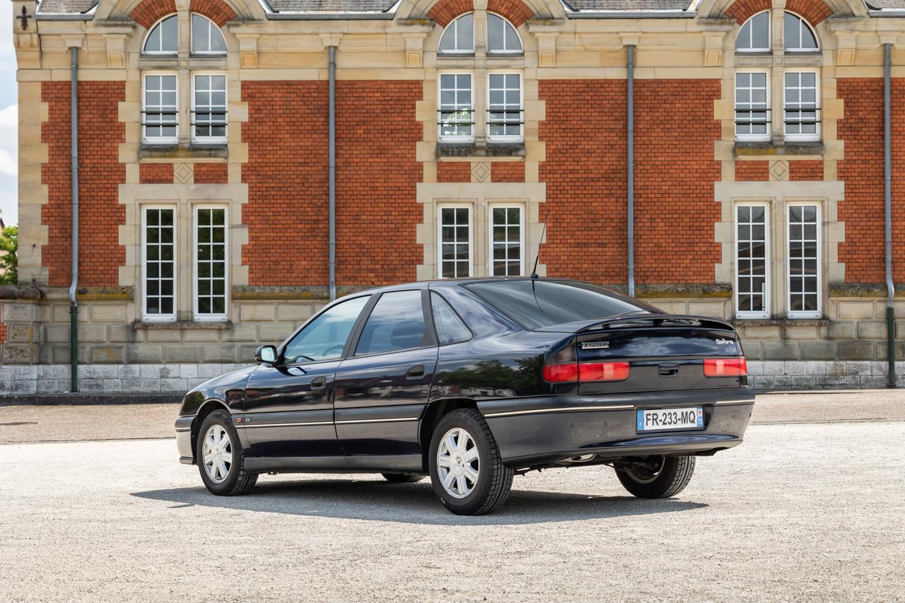 Photo 32 - Renault Safrane moteur Volvo - Essai rétro. Renault Safrane, une solide trentenaire