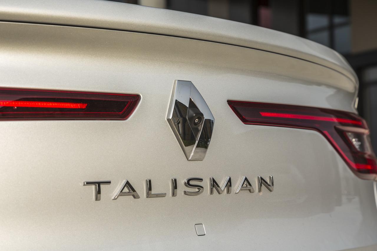 Photo 28 - logo talisman - Essai Renault Talisman face à la Volkswagen ...