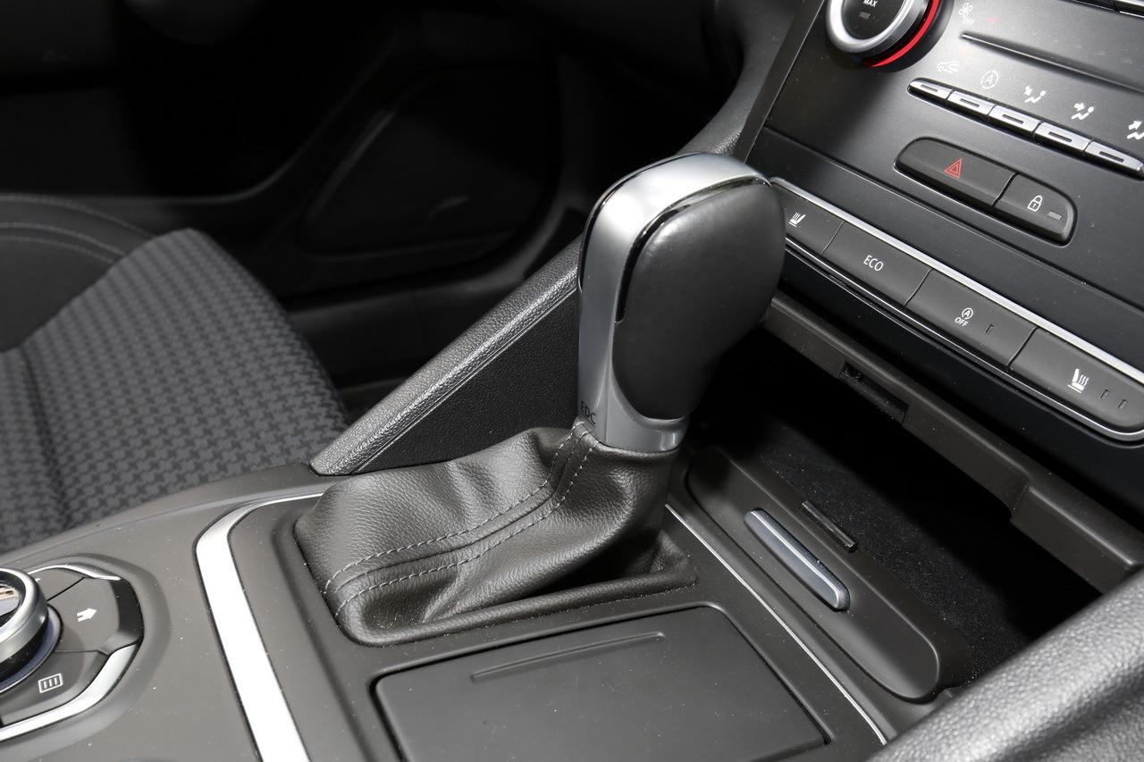 Photo 43 - boite edc sur nouvvelle renault talisman estate - Essai ...