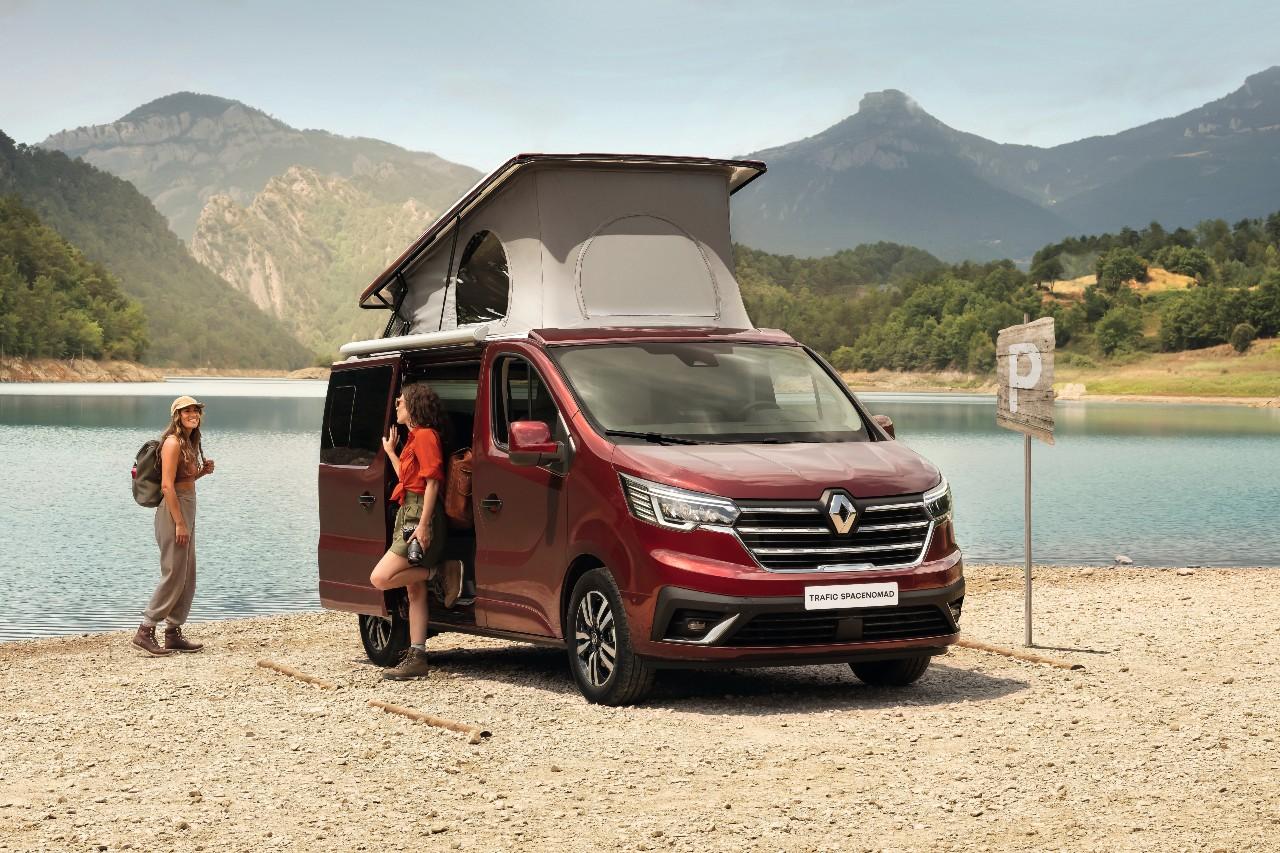 Renault Trafic SpaceNomad (2022). Le van prêt pour l'évasion