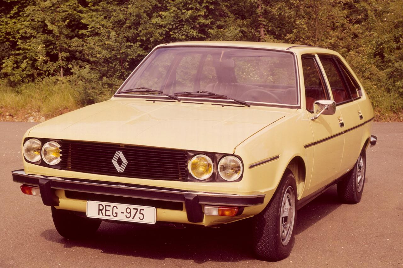 Photo 9 - renault 30 calandre - Renault. Toutes les familiales de la ...