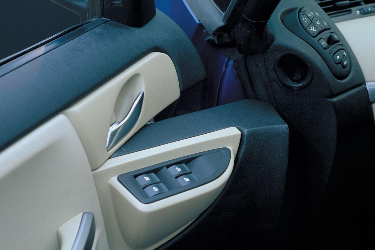 Photo 3 - renault avantime portes - Le futur Renault Austral Coupé s ...