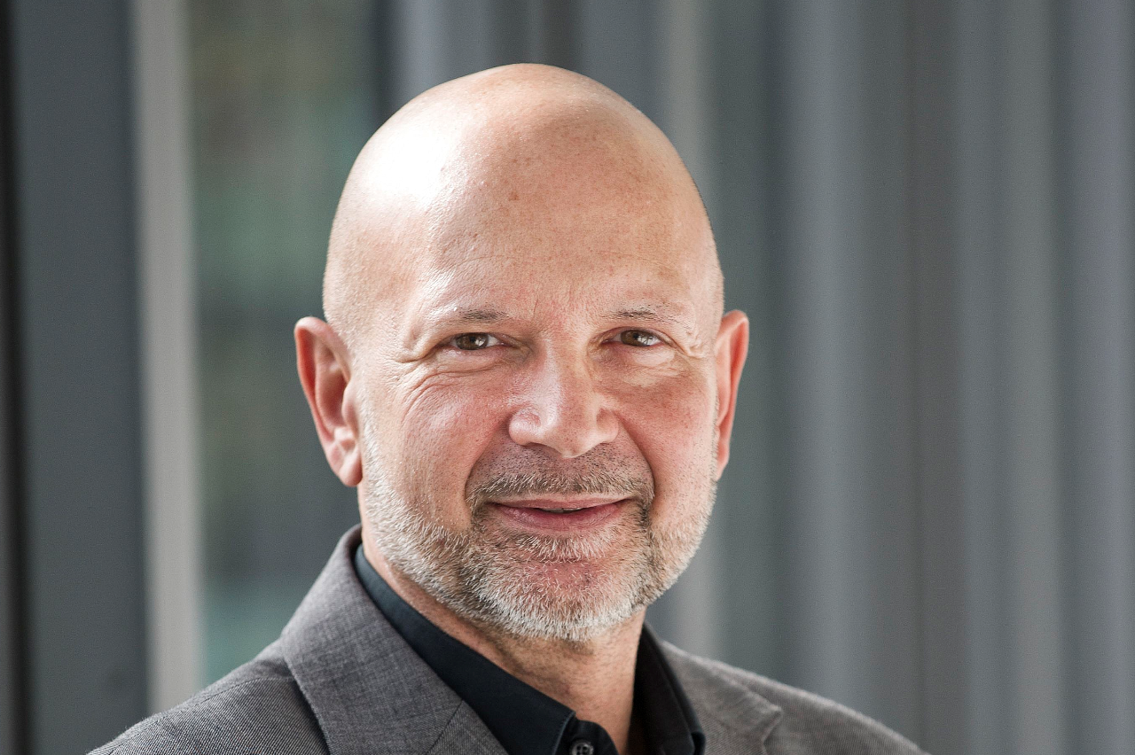 Photo 3 - Rosario Troiano, directeur technique chez Carglass ...