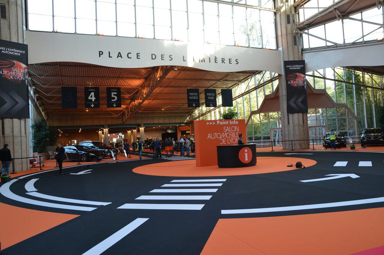 Diaporama et photos - Le salon auto de Lyon à l'heure de la confirmation | L'Argus