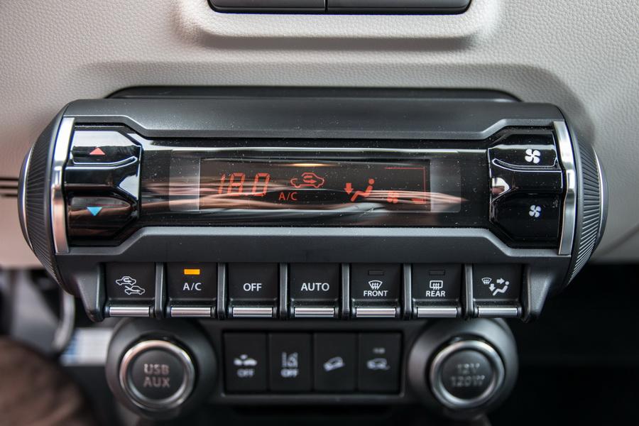 Diaporama et photos - Land Rover Range Rover vs Suzuki Ignis : le duel ...