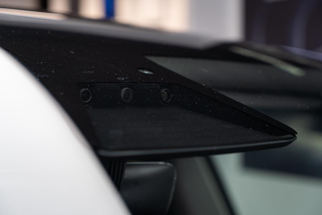 Photo 9 - tesla model Y 2021 camera - Tesla Model Y (2021). A bord du ...