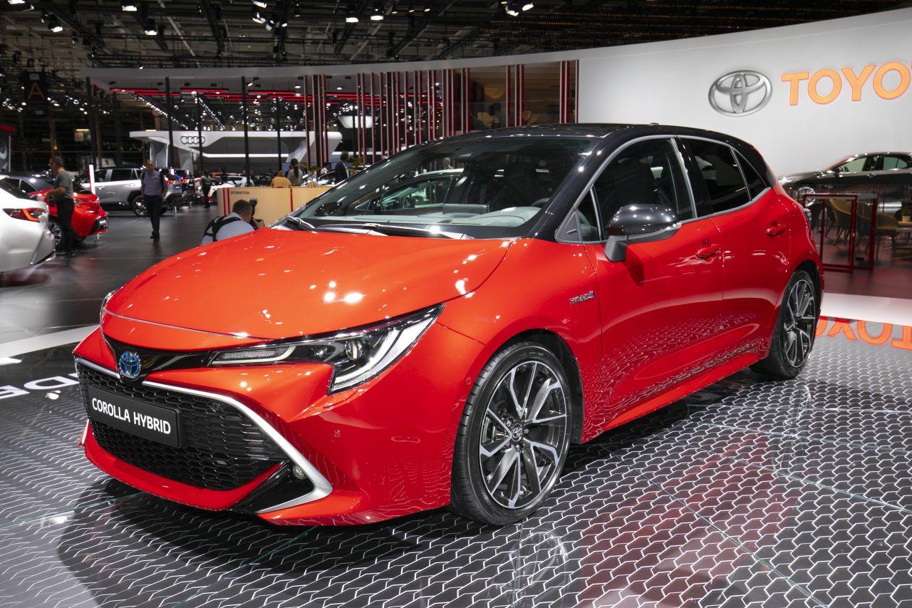 Photo 35 - Toyota Corolla vue avant rouge - Toutes les nouvelles ...