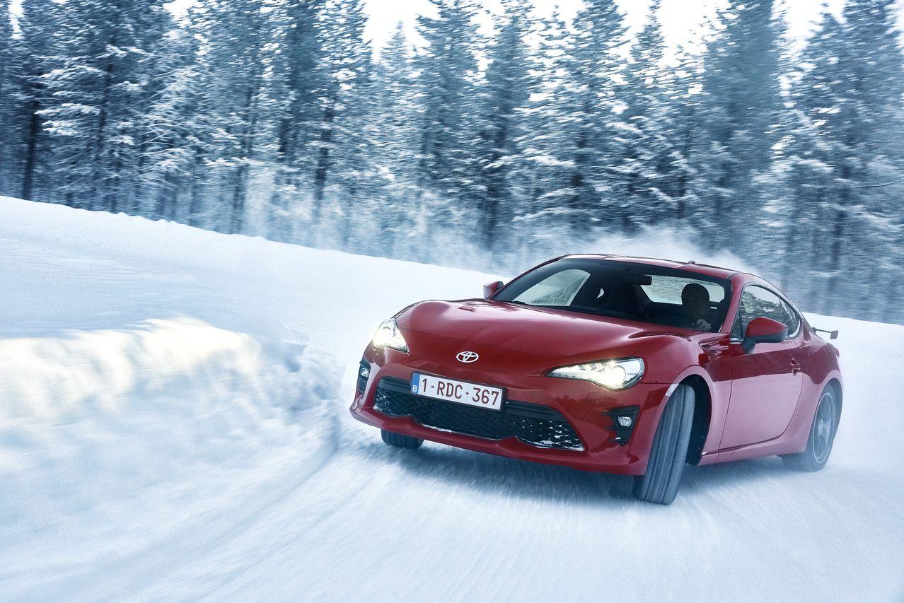 Photo 30 - Subaru GT86 rouge glisse drift neige circuit 2019 - Les ...