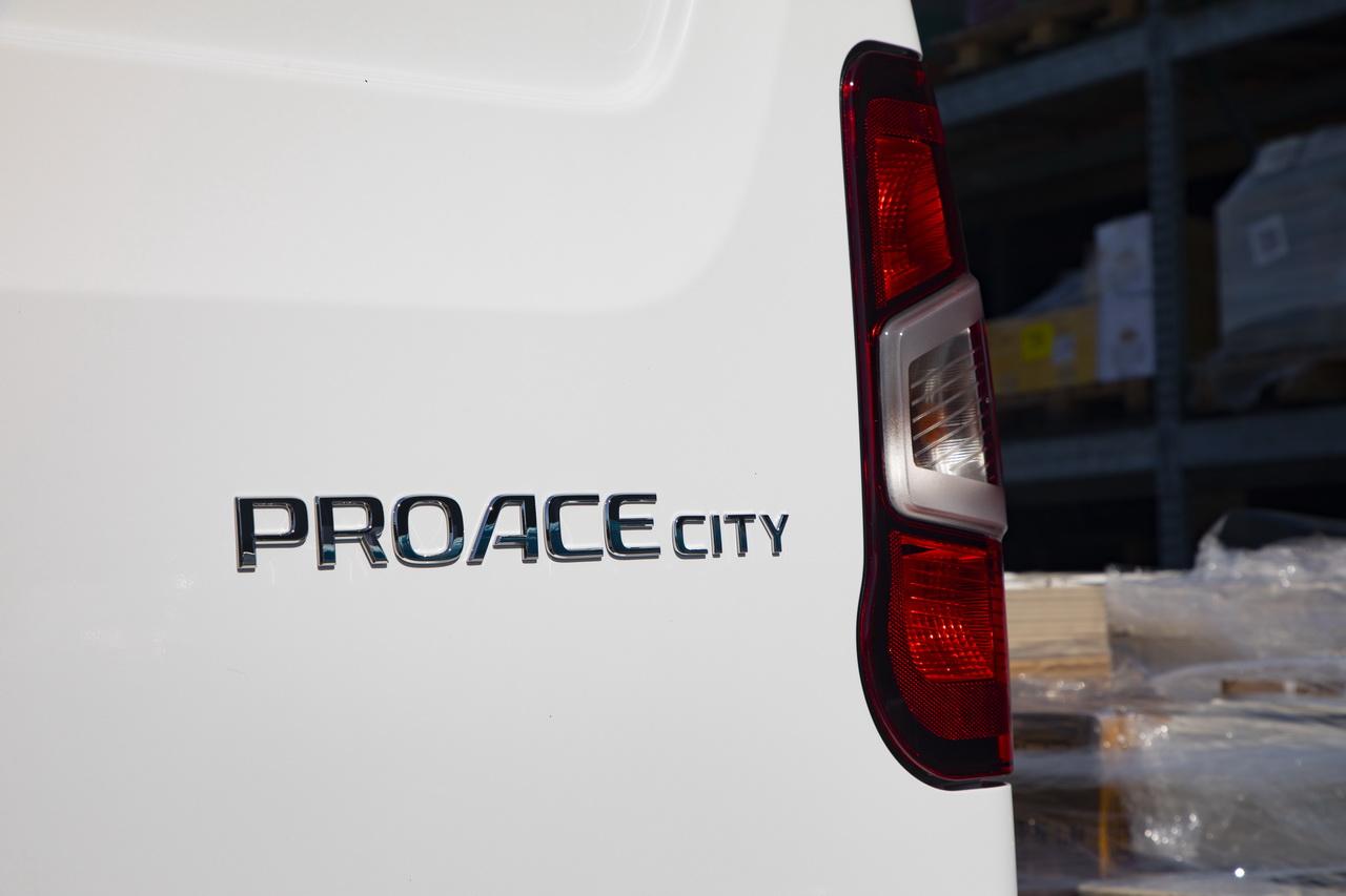 Photo 10 - Essai Toyota Proace City : la première fourgonnette de Toyota