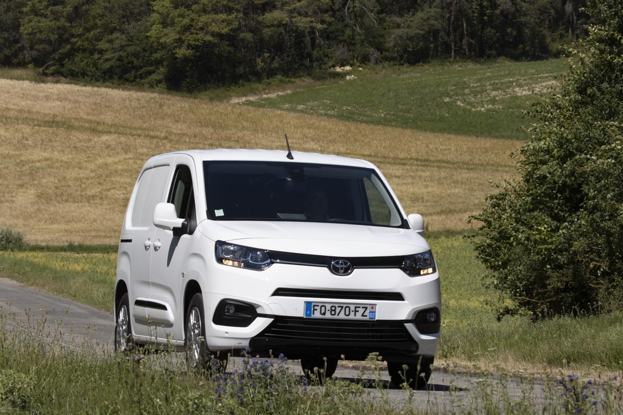 Photo 5 - Toyota Proace City 1.5 D-4D 100 avant - Essai Toyota Proace ...