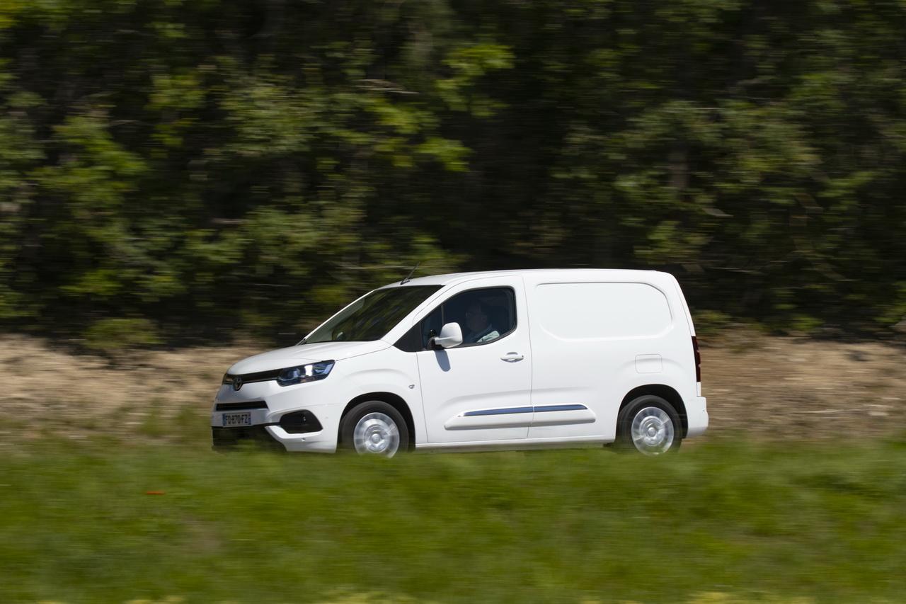 Diaporama et photos - Essai Toyota Proace City : la première ...