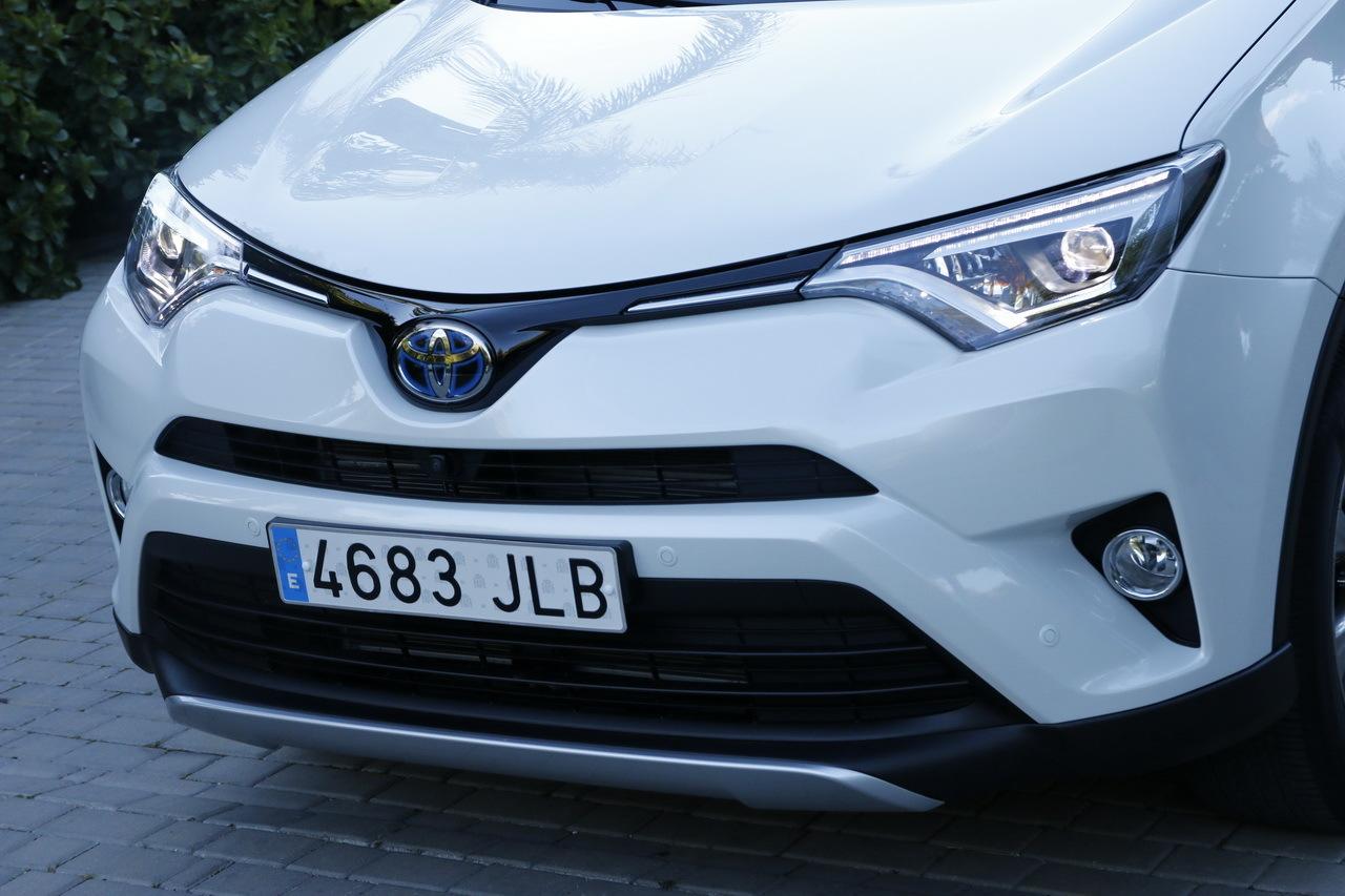 Photo 27 - calandre du rav4 hybride - Essai Toyota RAV4 Hybride : notre ...