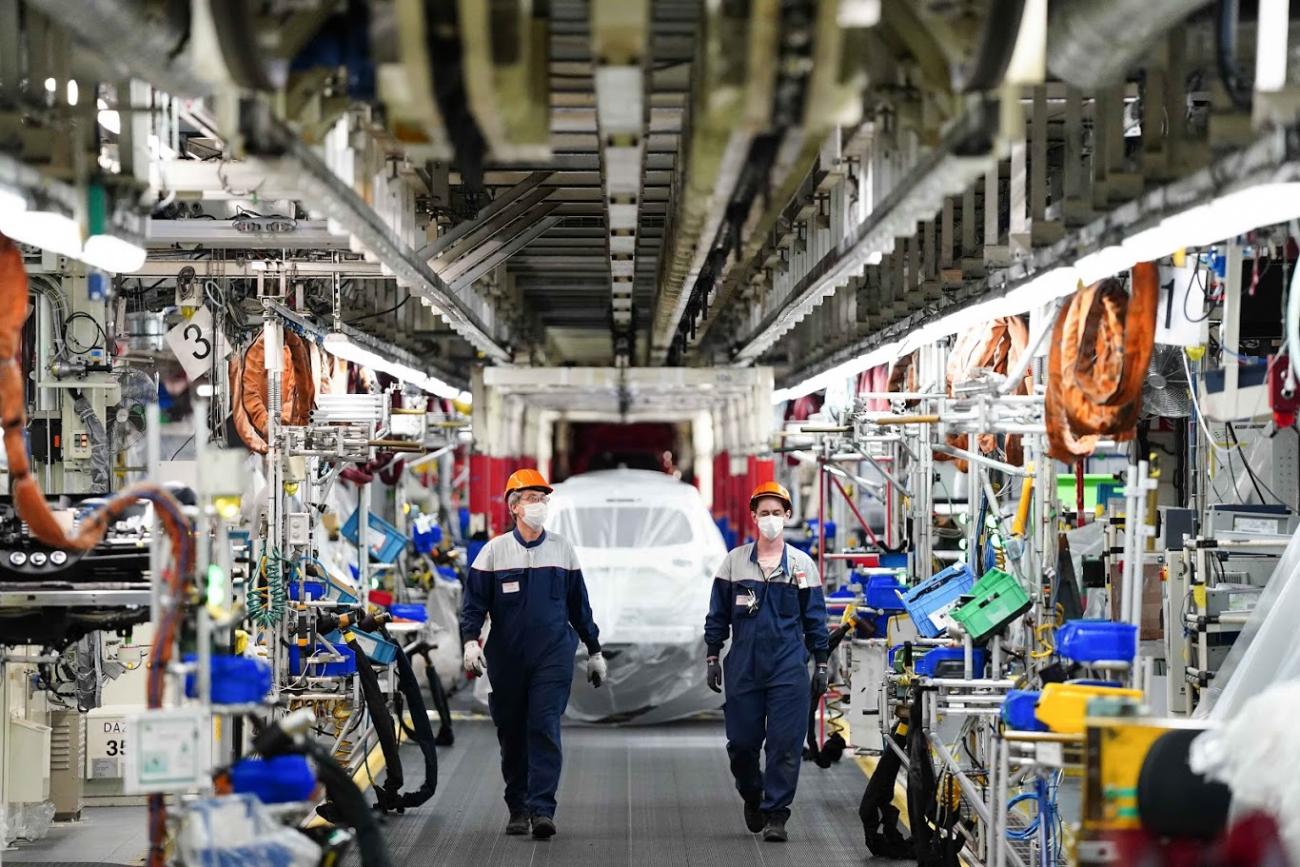 Toyota : premier constructeur mondial, premier à rouvrir