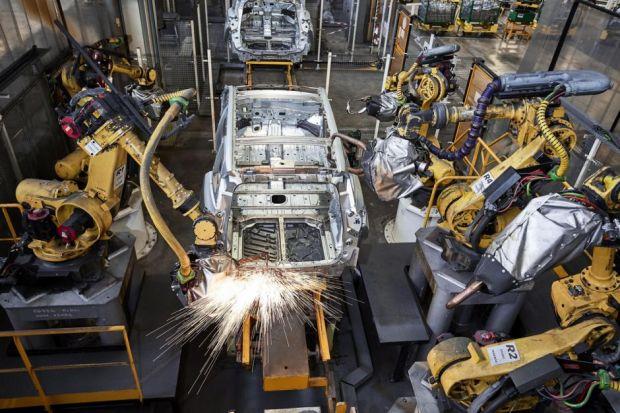 Ukraine. Les constructeurs automobiles face à la flambée des métaux