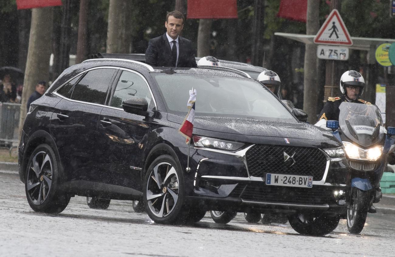 Photo 26 - DS 7 crossback Présidentiel voiture d'apparat du président ...