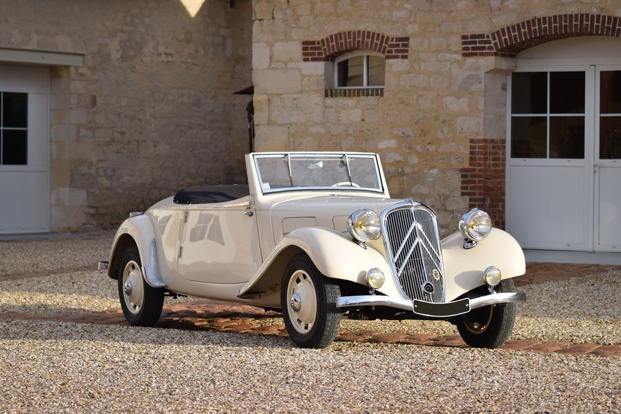 Photo 11 - Citroën Traction Cabriolet 11BL - Rétromobile 2016. Les ...