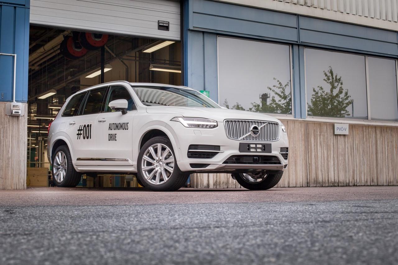 VOLVO XC90 : actus, essais, fiches techniques, prix du neuf, cote Argus ...