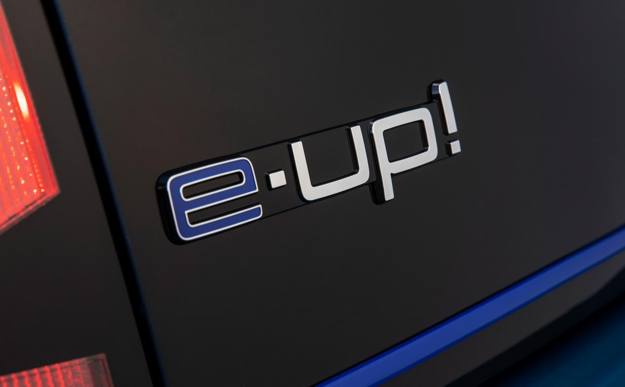 Photo 21 - détail logo Volkswagen e-up! (2020) - Essai Volkswagen e-up ...
